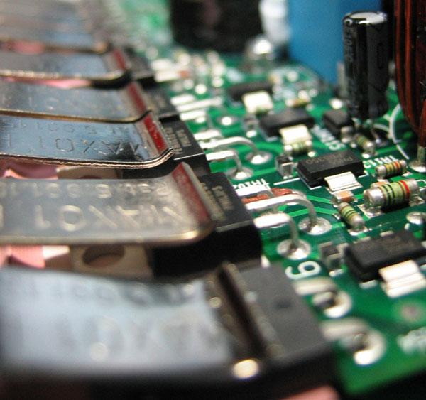 How Much Current Damages Amplifier Audio Signal? - Fibos